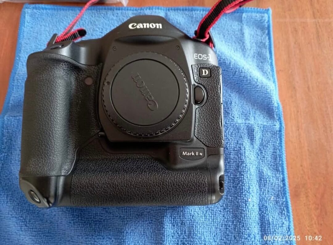 Canon 1D Mark IIN - MyCamera.gr